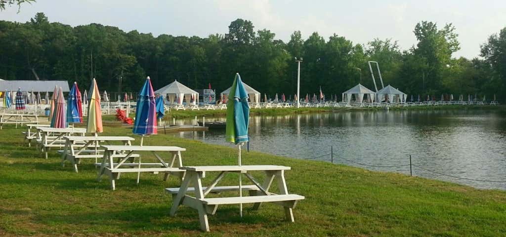 Hadad's Lake, Richmond | Roadtrippers