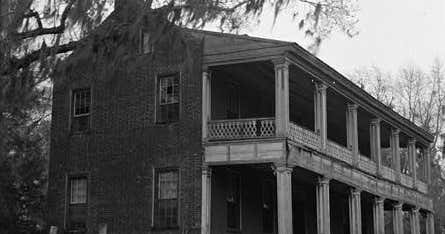 Oakland Plantation, North Carolina | Roadtrippers