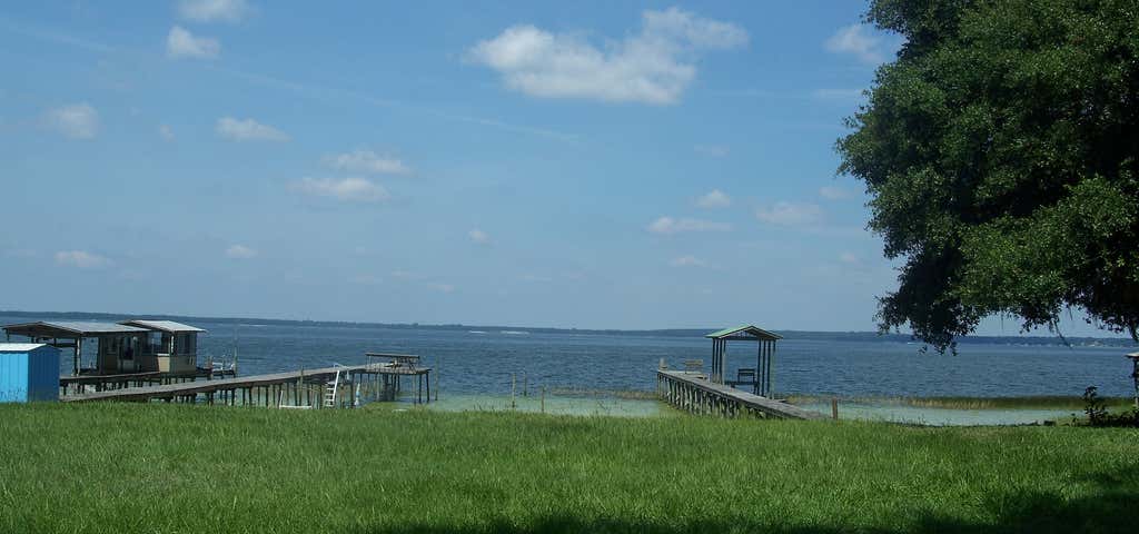 Lake Weir, Florida | Roadtrippers