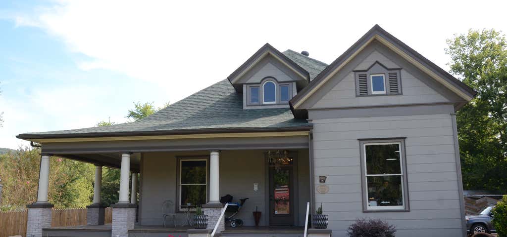 Rector House, Heber Springs | Roadtrippers