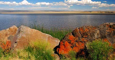 Crump Lake, Oregon | Roadtrippers