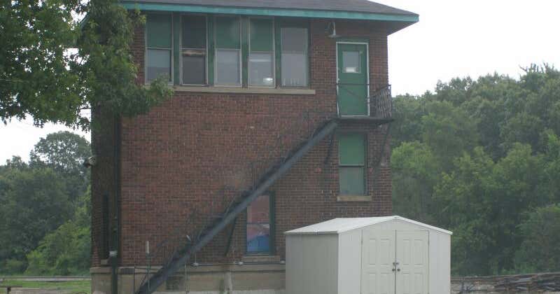 E.J. and E. Griffith Interlocking Tower, Griffith | Roadtrippers