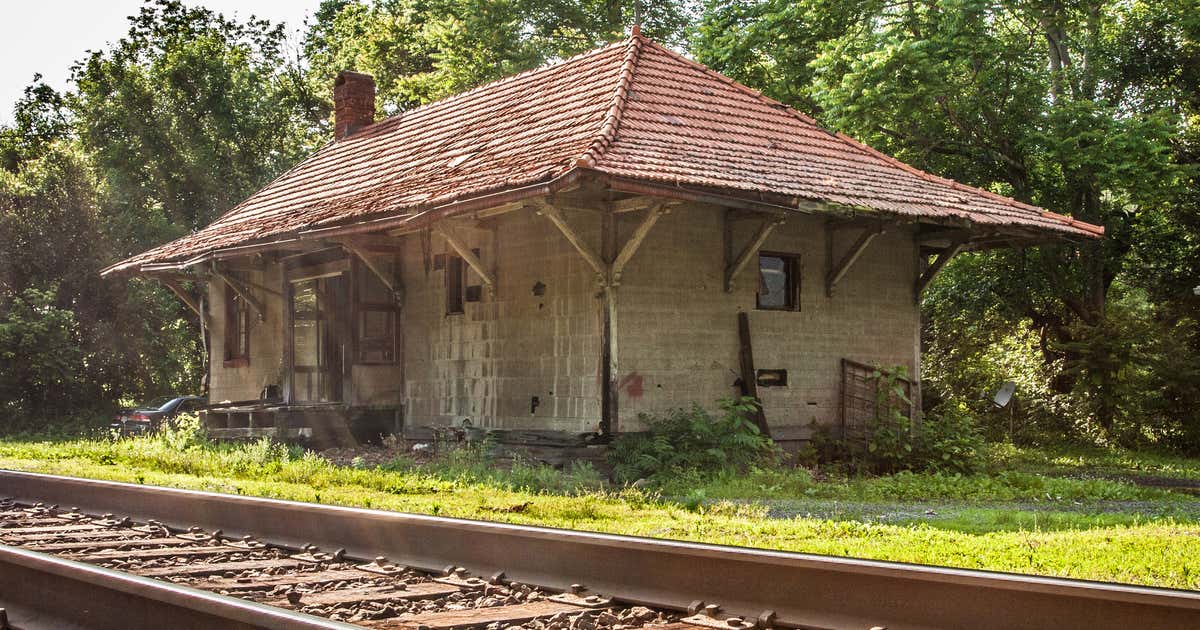 Markham Historic District, Markham | Roadtrippers