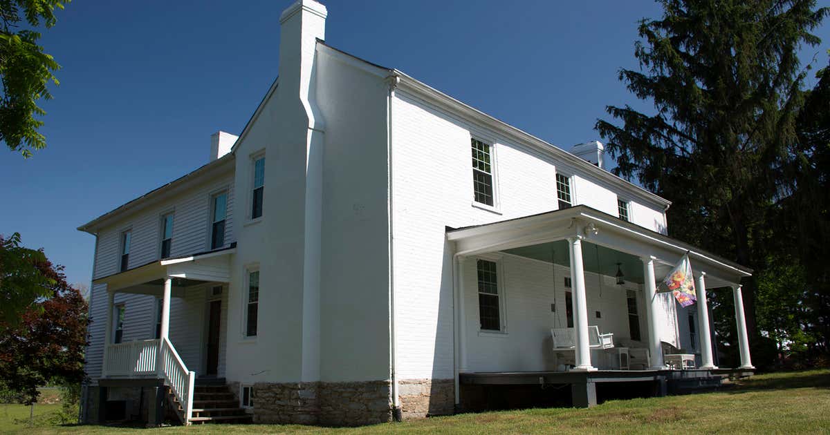 Oak Spring Farm, Virginia | Roadtrippers