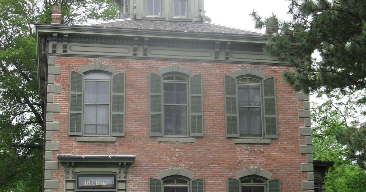 Capt. Thomas C. Harris House, Kirksville | Roadtrippers