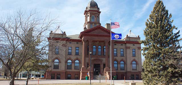 Cottonwood County Courthouse, Windom | Roadtrippers