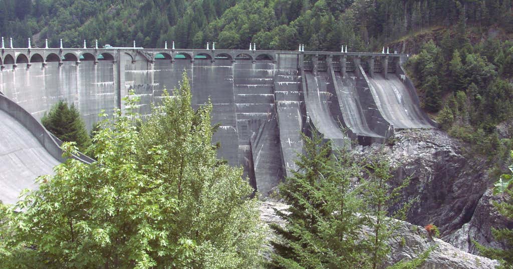 Diablo Dam, Washington | Roadtrippers
