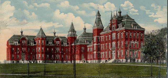 Eastern Michigan Asylum Historic District, Pontiac | Roadtrippers