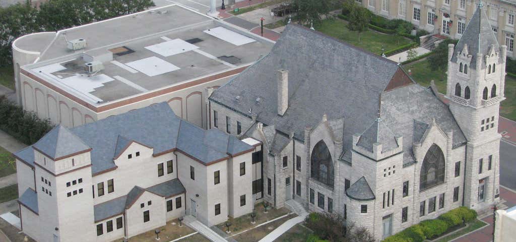 Tyrrell Historical Library, Beaumont | Roadtrippers