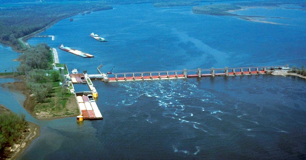 Lock and Dam 25, Missouri | Roadtrippers