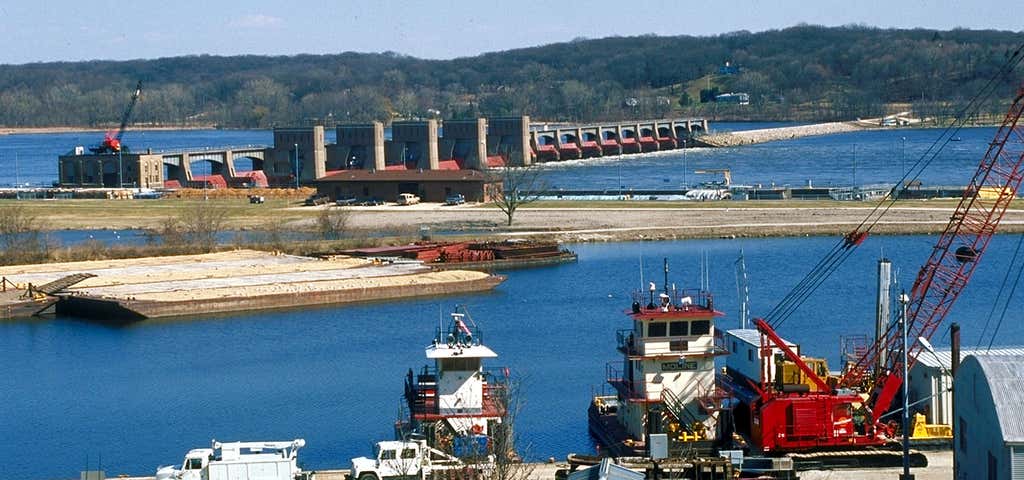 Lock and Dam 14, Iowa | Roadtrippers