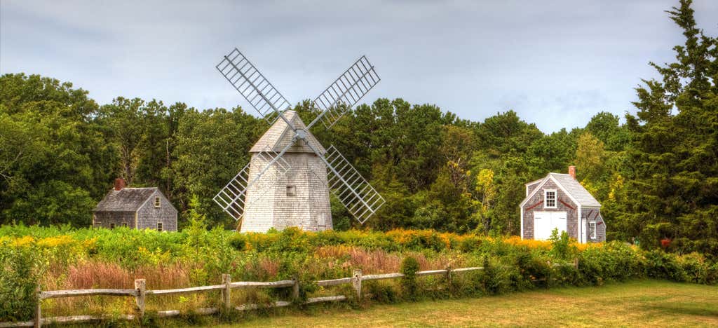 The lobster roll, windmill, and beach guide to Cape Cod | Roadtrippers