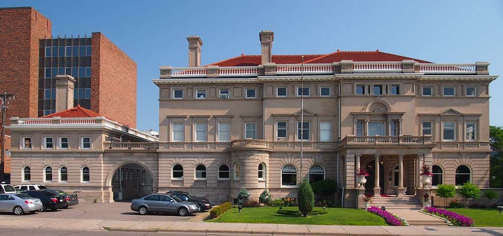 Semple Mansion Carriage House, Minnesota | Roadtrippers