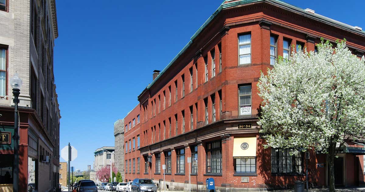 Downtown Fall River Historic District, Fall River | Roadtrippers