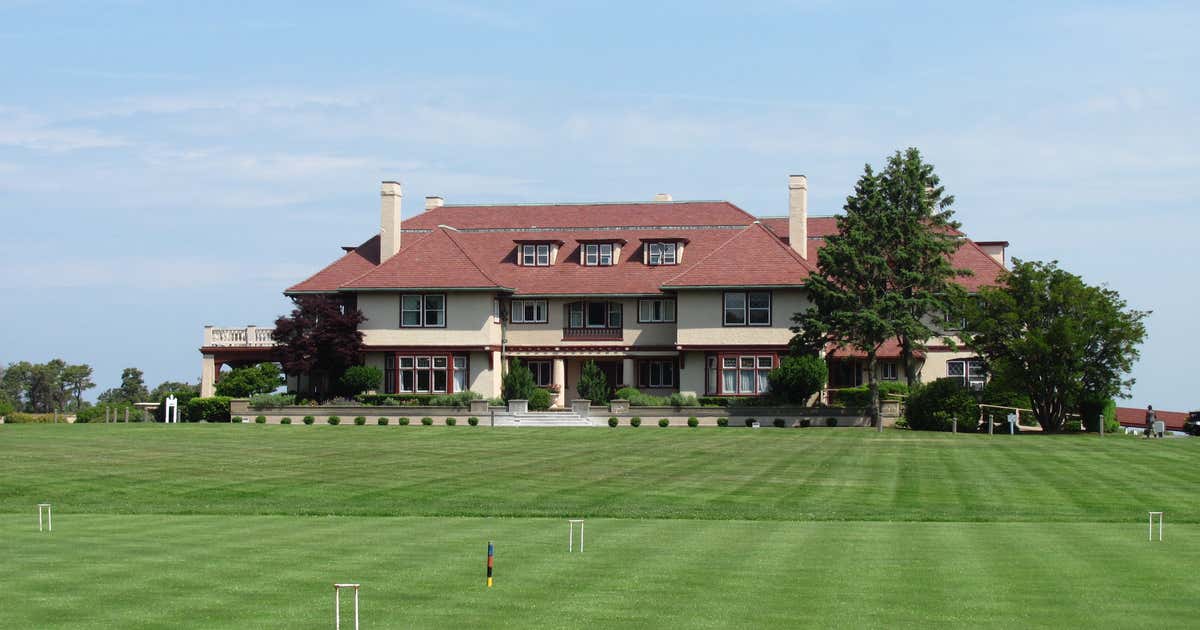 Nickerson Mansion, Brewster | Roadtrippers