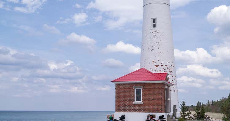 Crisp Point Lighthouse, Paradise | Roadtrippers