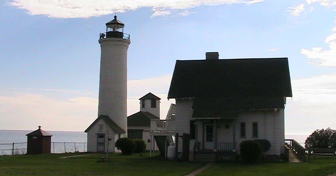 HI-Tibbetts Point Lighthouse, Cape Vincent | Roadtrippers