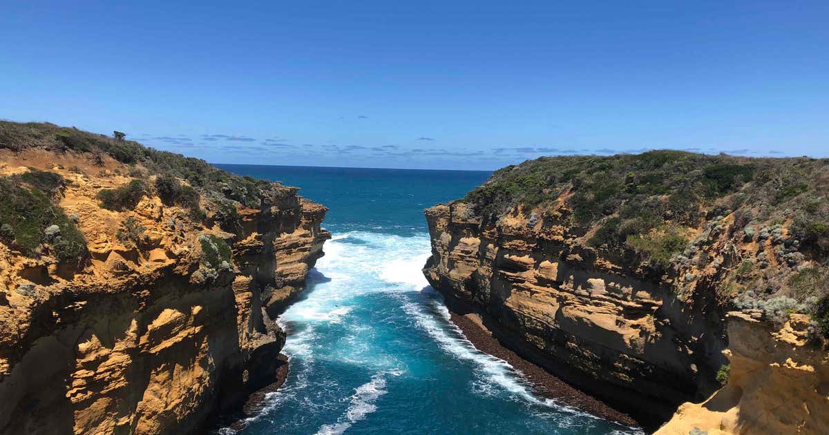 Thunder cave, Sherbrooke River, Broken Head, Victoria | Roadtrippers