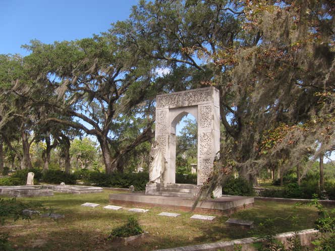 Photo of Bonaventure Cemetery | Roadtrippers