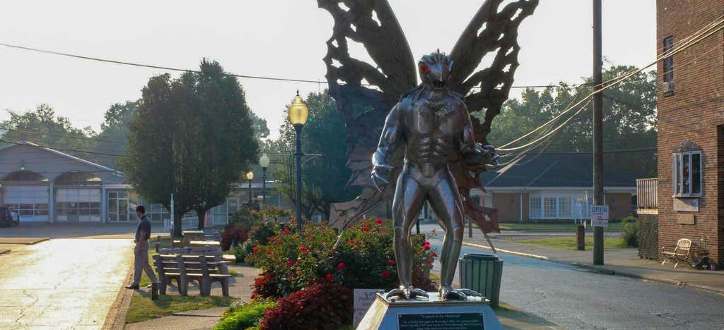 Point Pleasant, the town that celebrates a mythical monster | Roadtrippers