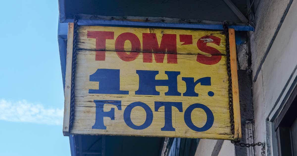 Tom's One Hour Photo Studio and Lab, Los Angeles | Roadtrippers