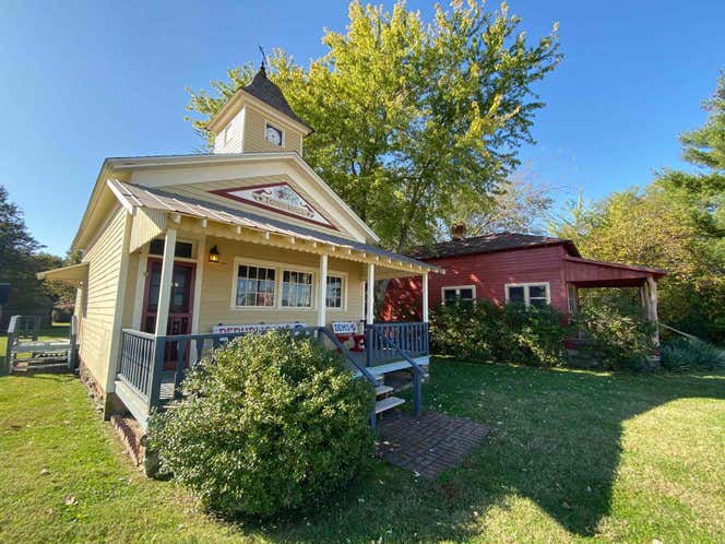 Photo of Red Oak II | Roadtrippers