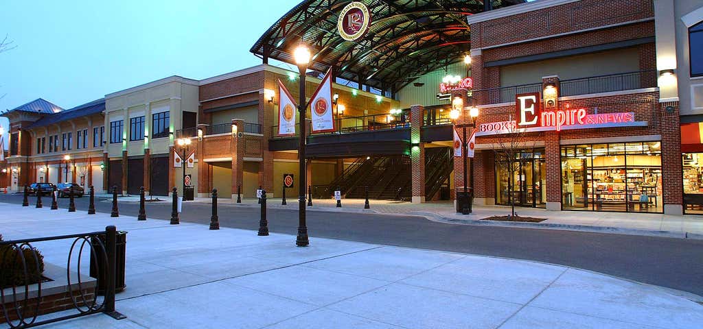 Pullman Square, Huntington | Roadtrippers