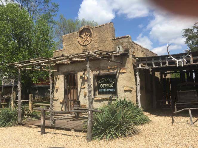 Photo of Red Oak II | Roadtrippers