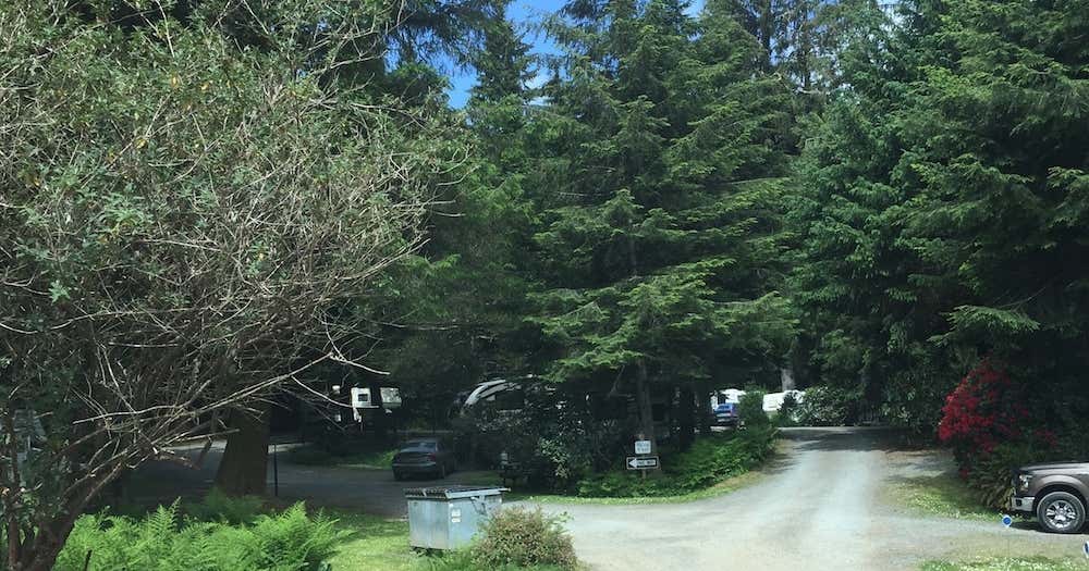 Camper Cove RV Park and Campground, Cloverdale | Roadtrippers