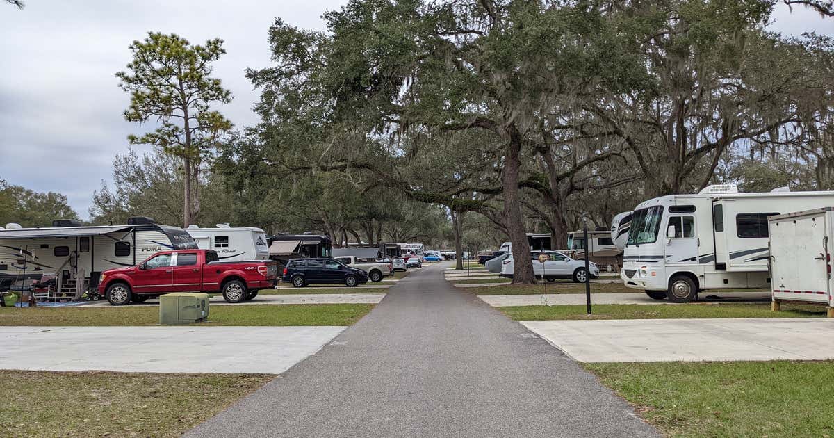 Red Oaks RV Community, Bushnell | Roadtrippers