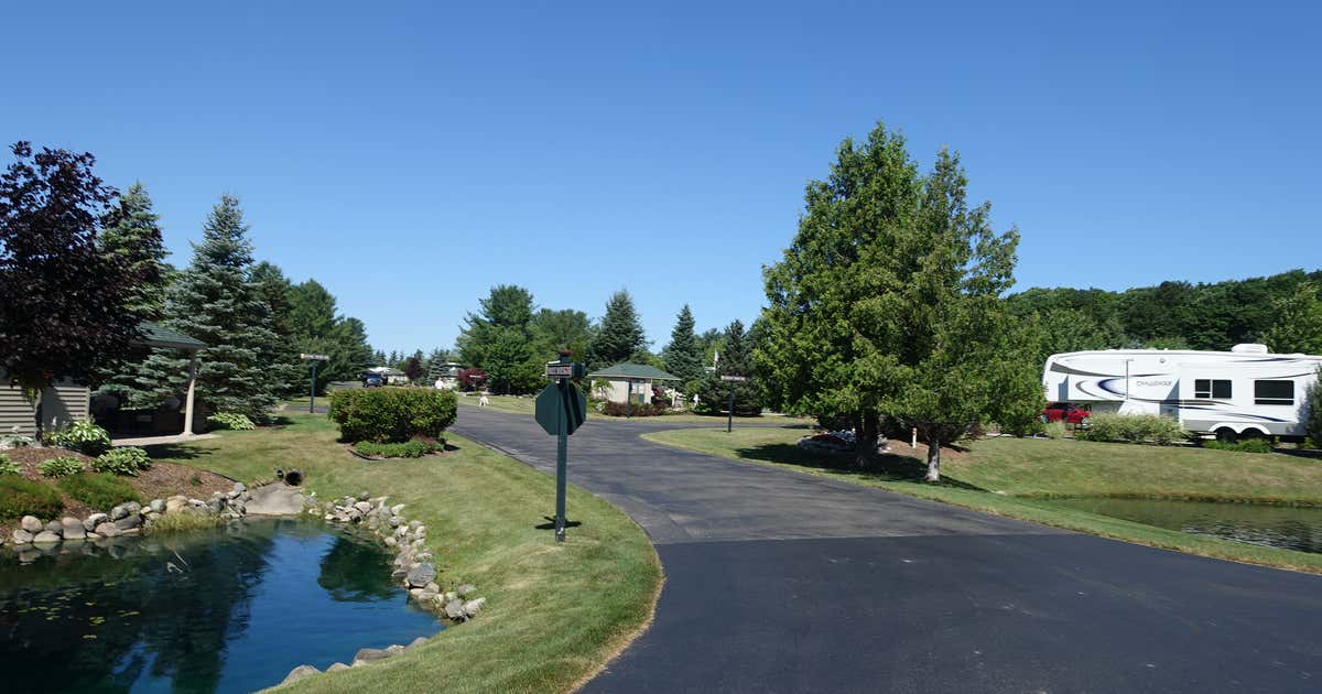 Traverse Bay RV Resort, Williamsburg | Roadtrippers