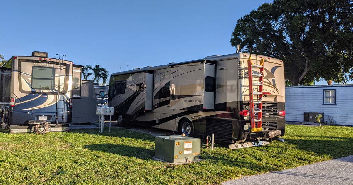 Sunshine Holiday RV Resort, Fort Lauderdale | Campendium