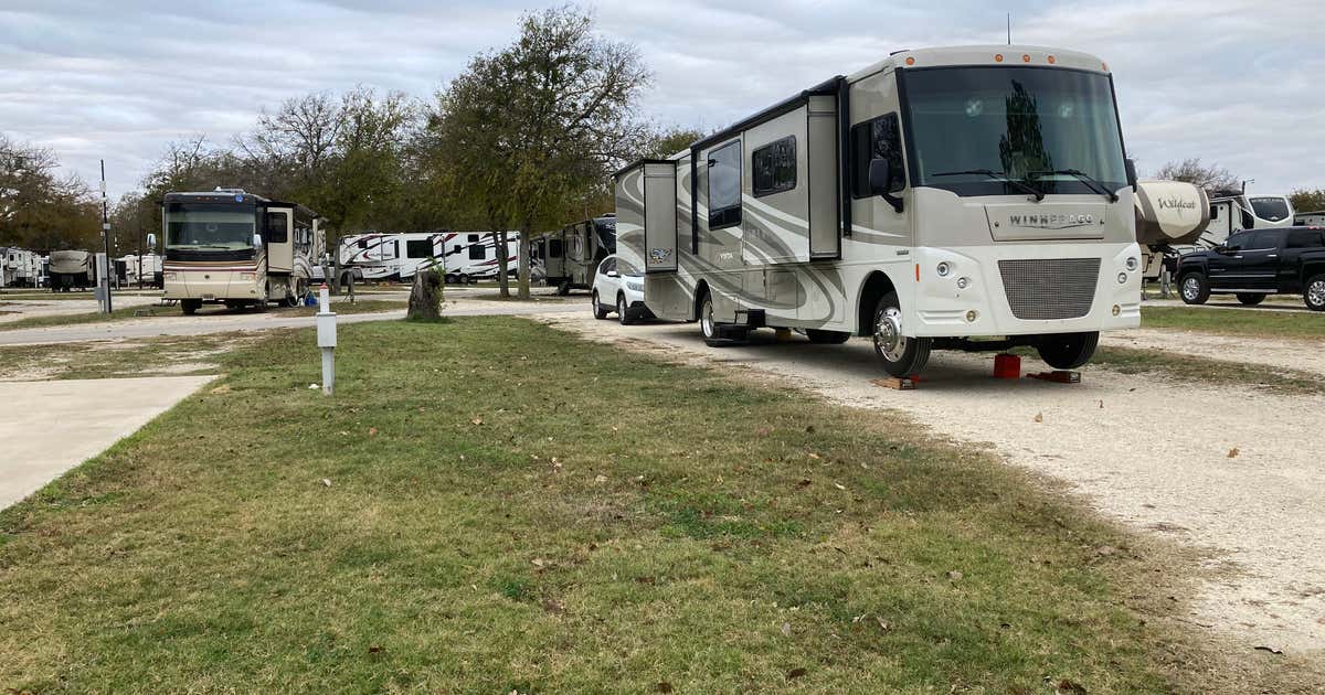 I-35 RV Park & Resort, Elm Mott | Roadtrippers