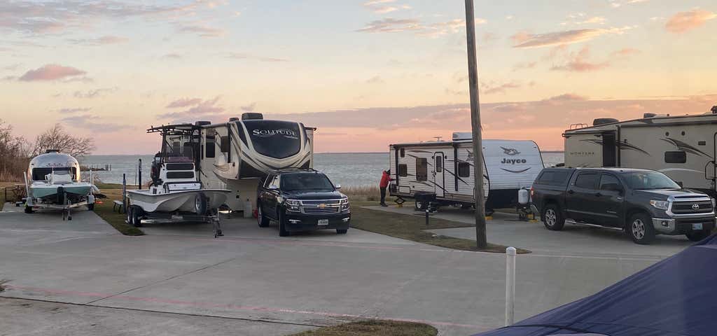 Cedar Cove RV Resort, Baytown | Roadtrippers