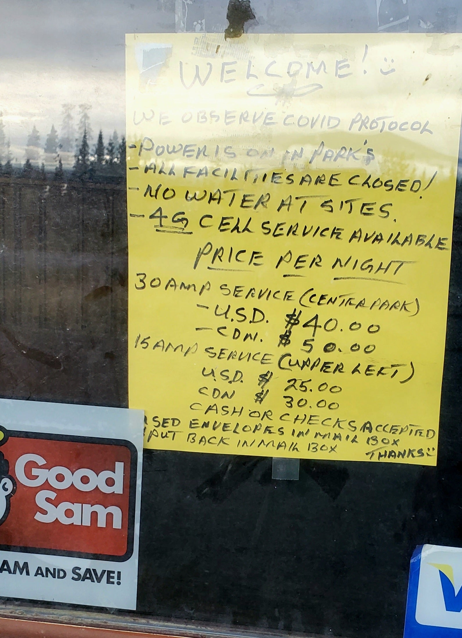 Destruction Bay RV Lodge, Yukon Territory | Campendium