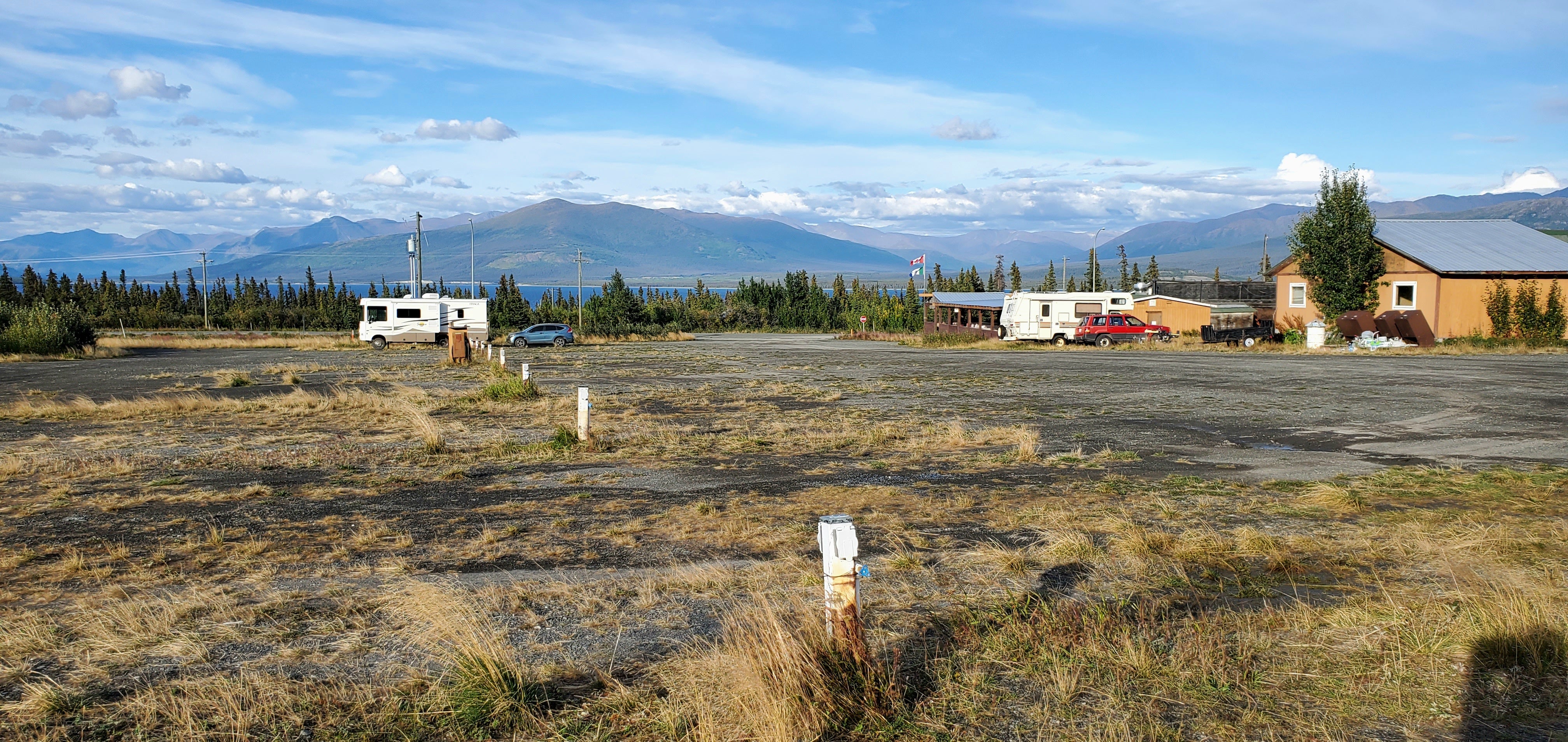 Destruction Bay RV Lodge, Yukon Territory | Campendium