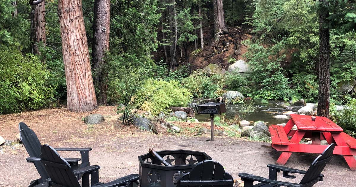 Sierra Inn, Kyburz | Roadtrippers