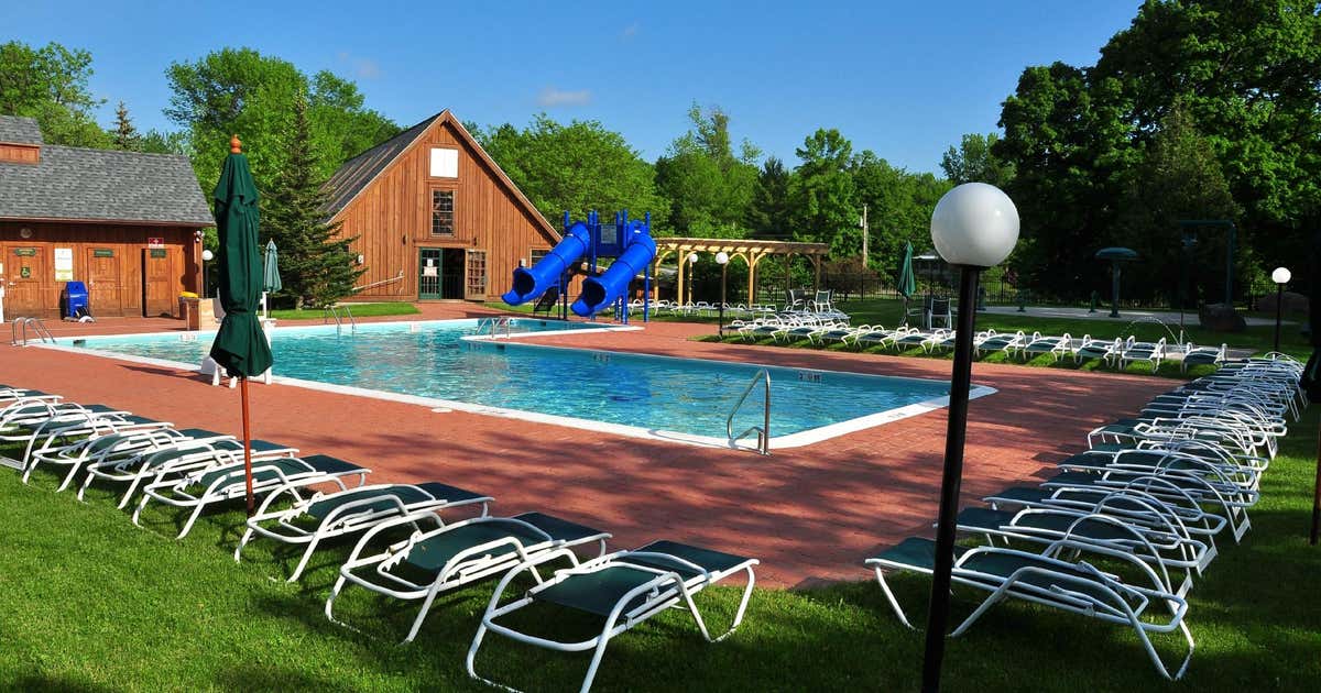 The Tyler Place Family Resort, Vermont | Roadtrippers