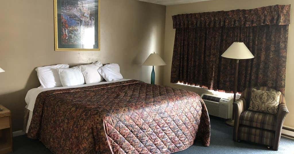 Village Inn Motel & Apartments, Holt | Roadtrippers