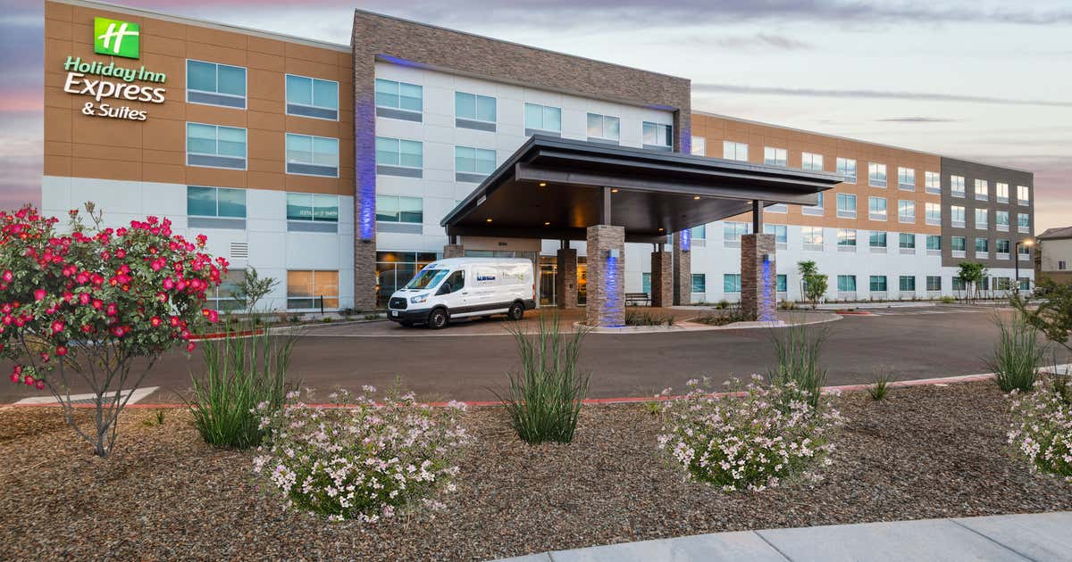 Holiday Inn Express & Suites Phoenix - Airport North by IHG, Phoenix ...