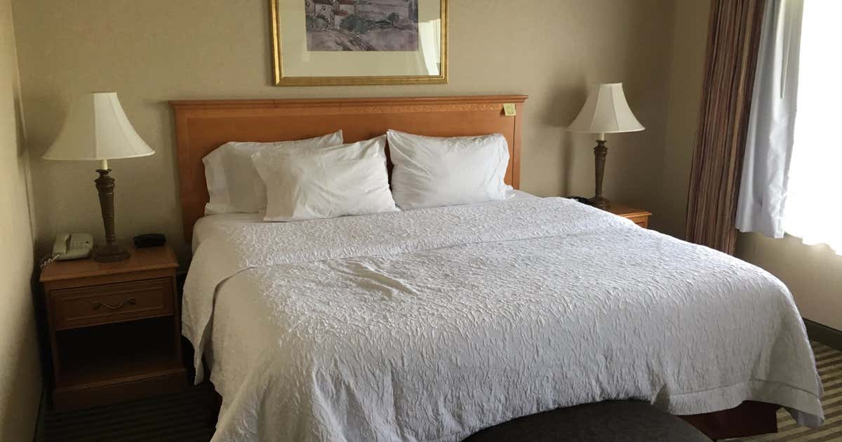 Hampton Inn & Suites Chicago Addison, Addison | Roadtrippers