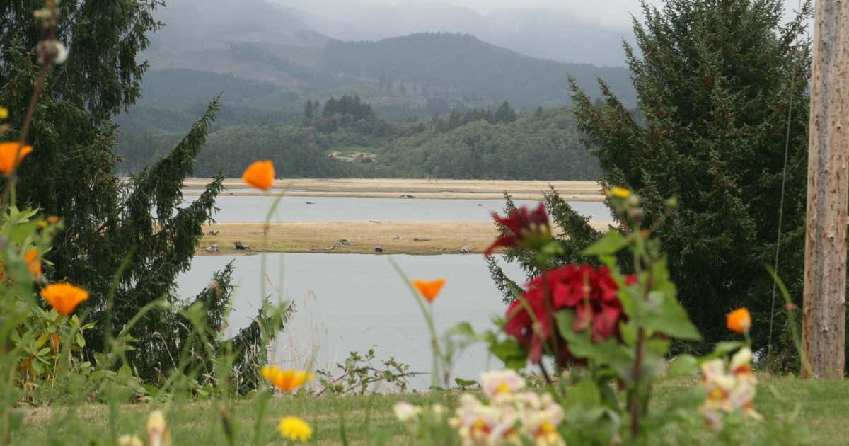 Paradise Cove RV Resort & Marina, Rockaway Beach | Roadtrippers