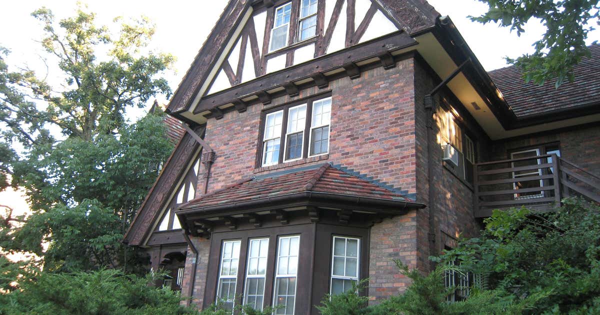 Butler House On Grand, Des Moines | Roadtrippers