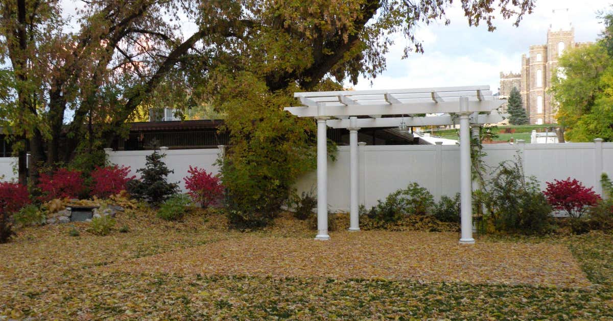 The Riter Mansion, Logan | Roadtrippers