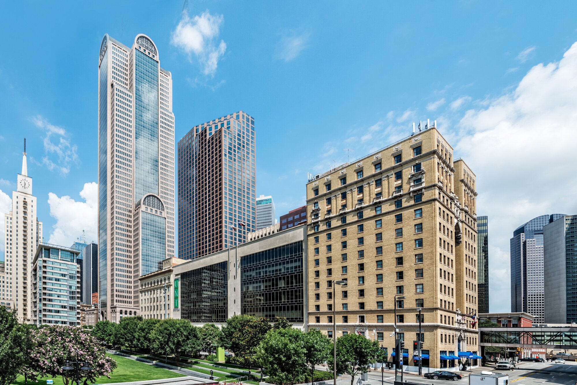 Hotel Indigo Dallas Downtown by IHG, Dallas | Roadtrippers