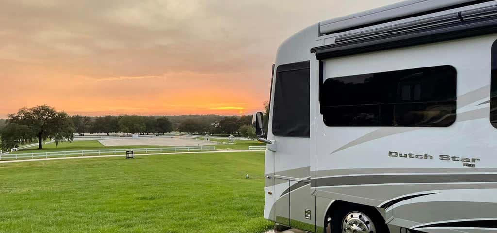 Grand Oaks RV Resort, Lady Lake | Roadtrippers