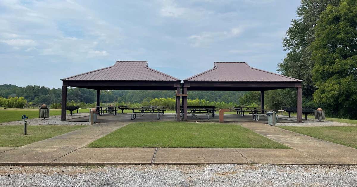Holcut Picnic Shelter, Mississippi | Roadtrippers