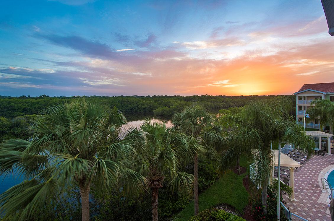 DoubleTree Suites by Hilton Hotel Naples, Naples | Roadtrippers