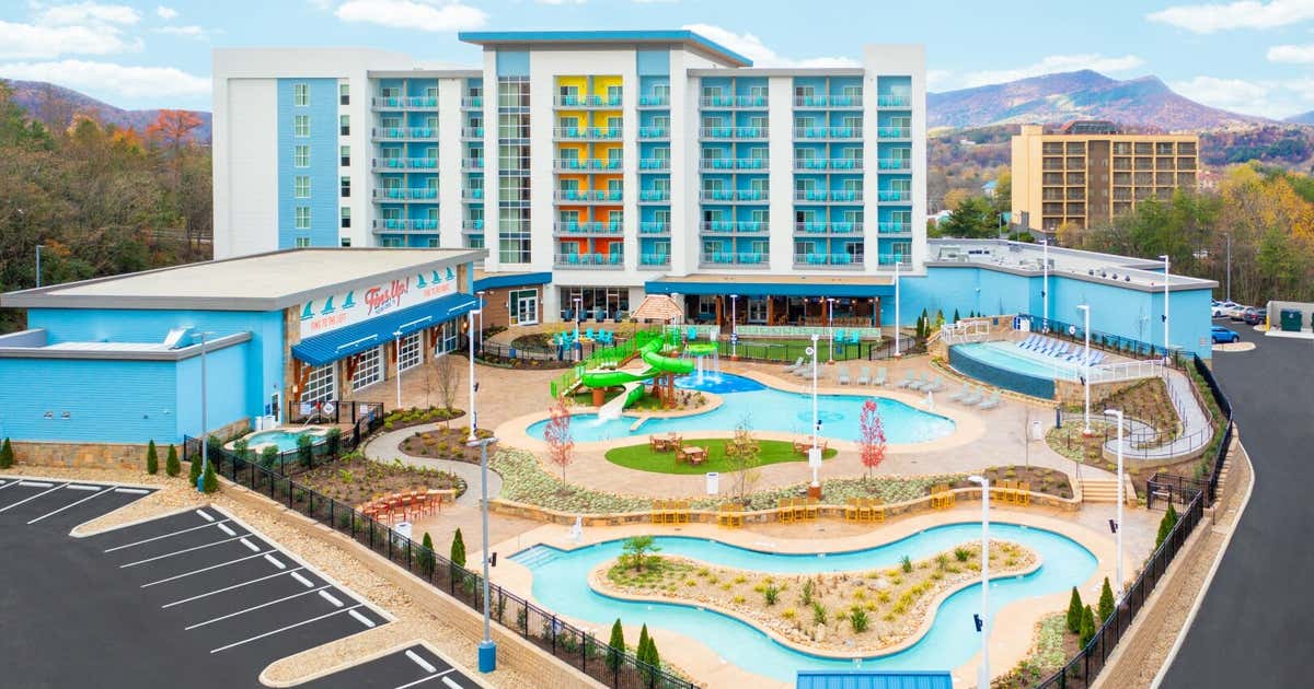 Compass Hotel Pigeon Forge, Pigeon Forge | Roadtrippers
