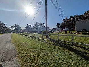 Gibsonia RV park, Lakeland | Roadtrippers